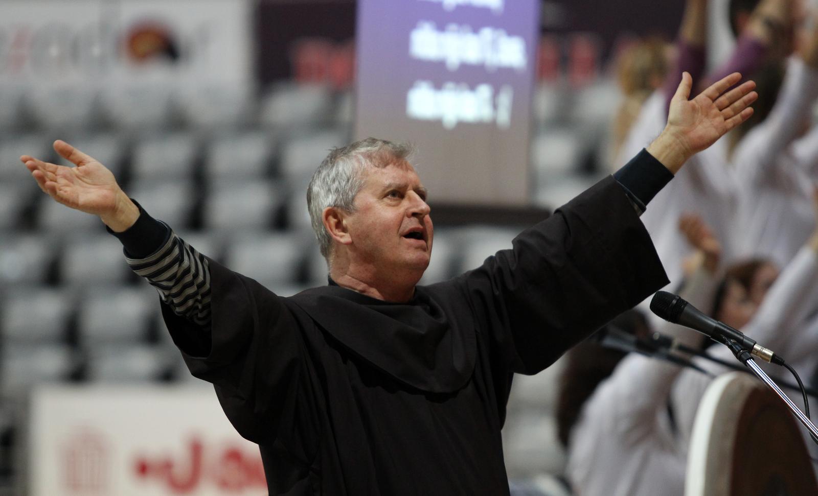 Fra Zvjezdan Linić: Sv. Valentin ne bi pristao biti zaštitnik svega i ...