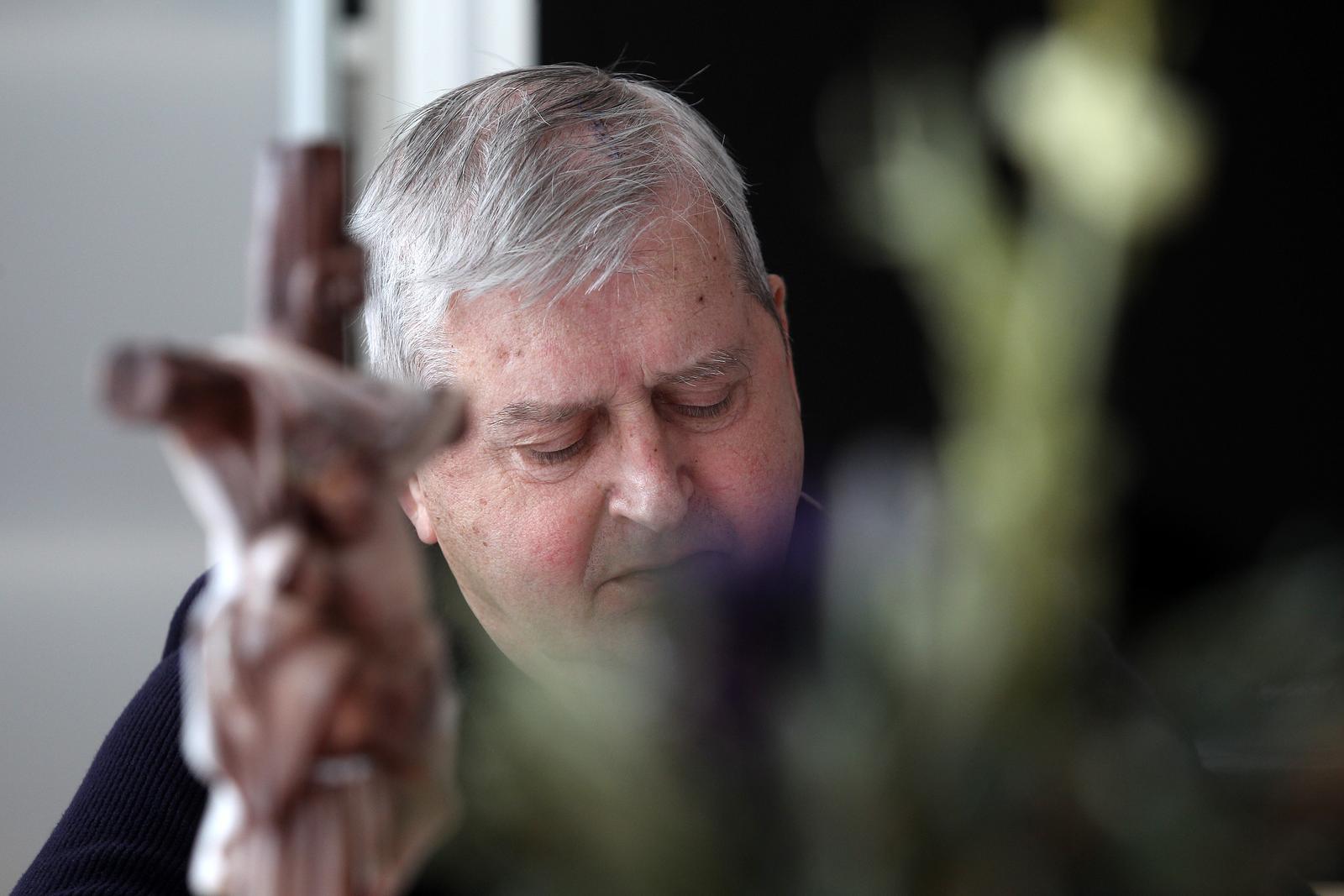 FRA ZVJEZDAN LINIĆ O BLAGOSLOVU KUĆA: Svećenike se ponekad optužuje da ...